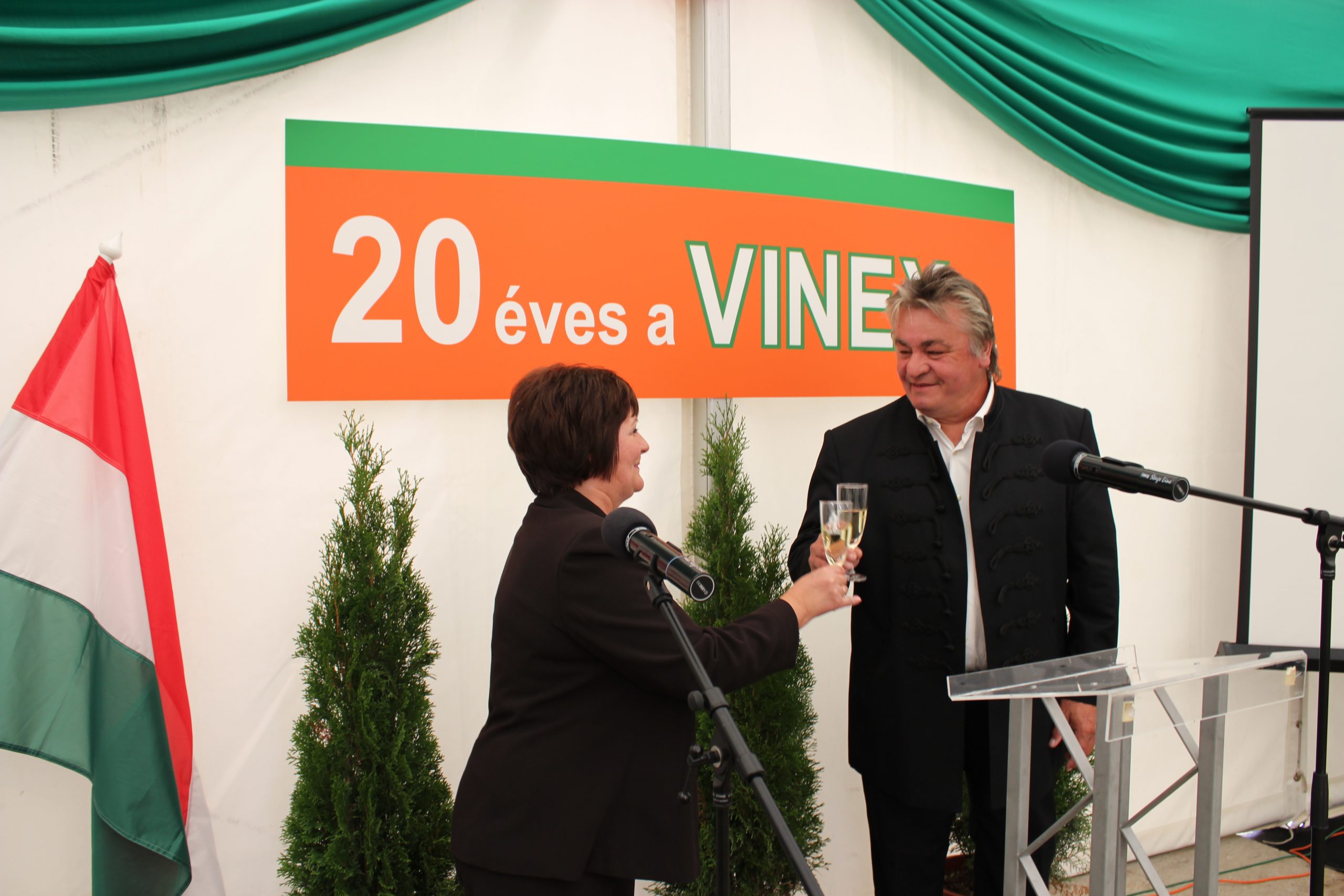 Vinex villanypásztor Villanypásztor - bemutatkozik családi vállalkozásunk